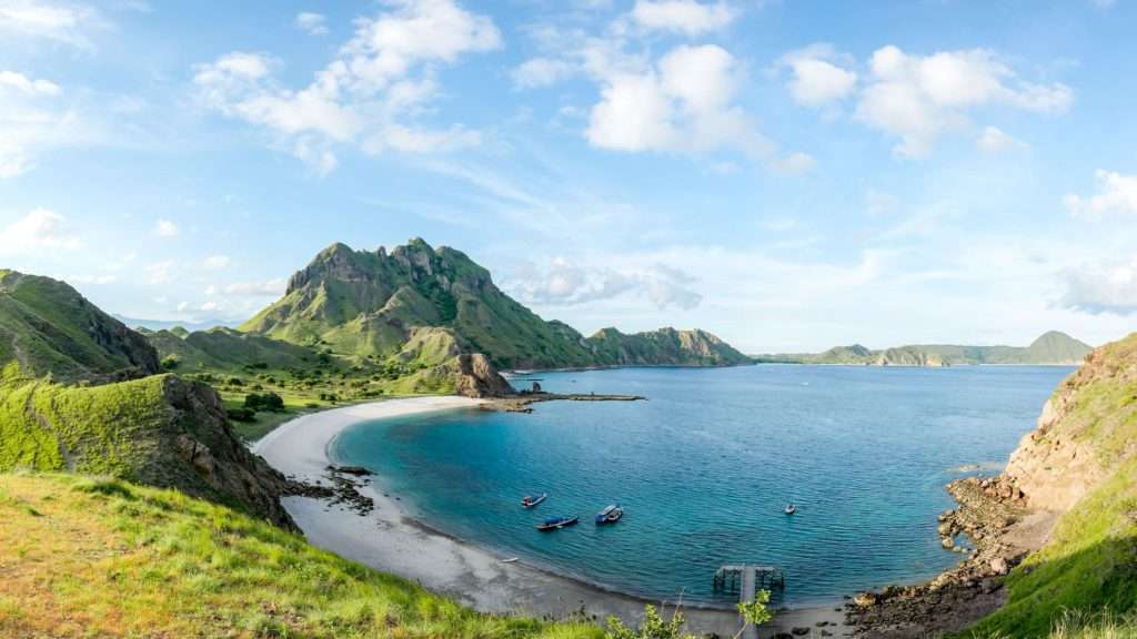 Labuan Bajo Tourist Map: Your Guide to Adventure - Komodo Tour